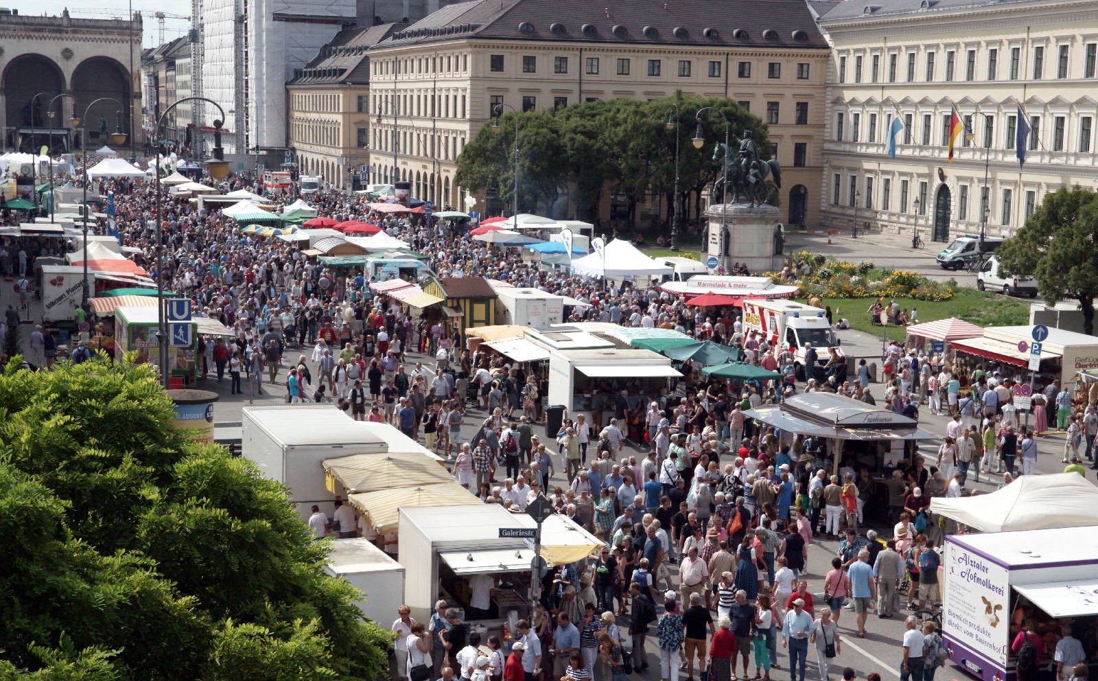 Brunner eröffnet Bauernmarktmeile in München – Samerberger Nachrichten