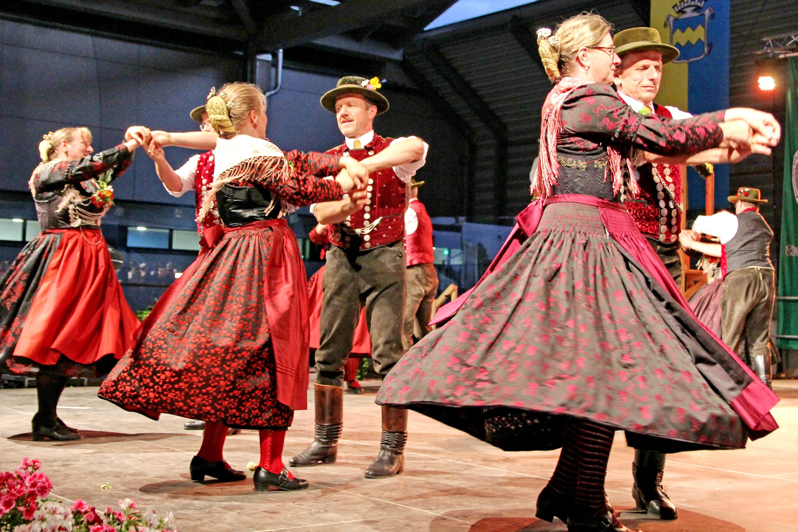 Einladung: Volkstanz-Übungsabend beim Donaugau – Samerberger Nachrichten