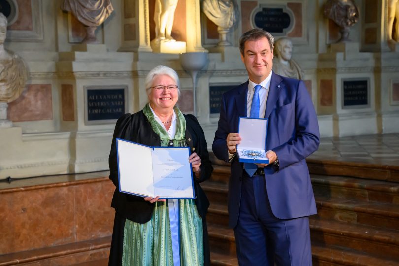 Bayerischer Verdienstsorden für Renate Koch – Samerberger Nachrichten