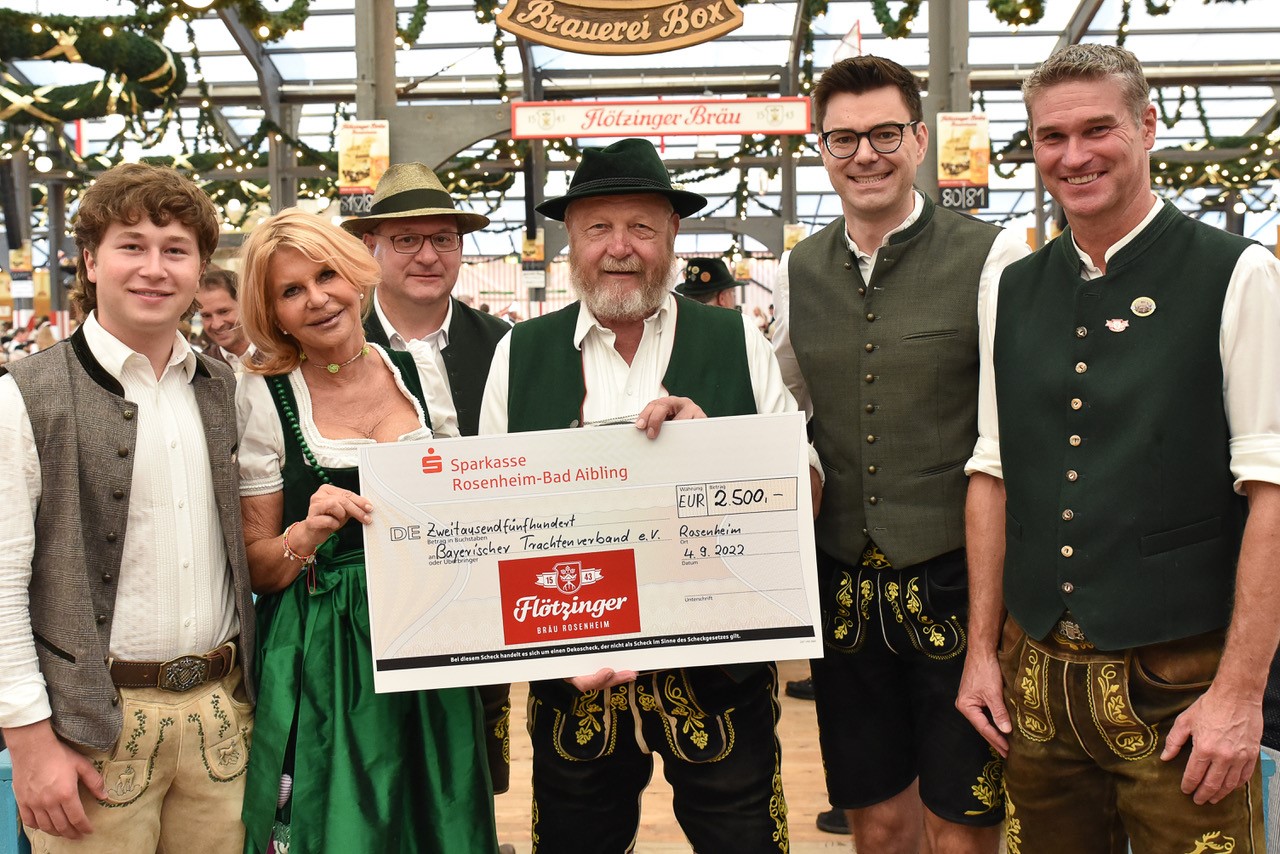 Flötzinger Bräu Rosenheim unterstützt Trachtenjugend – Samerberger ...