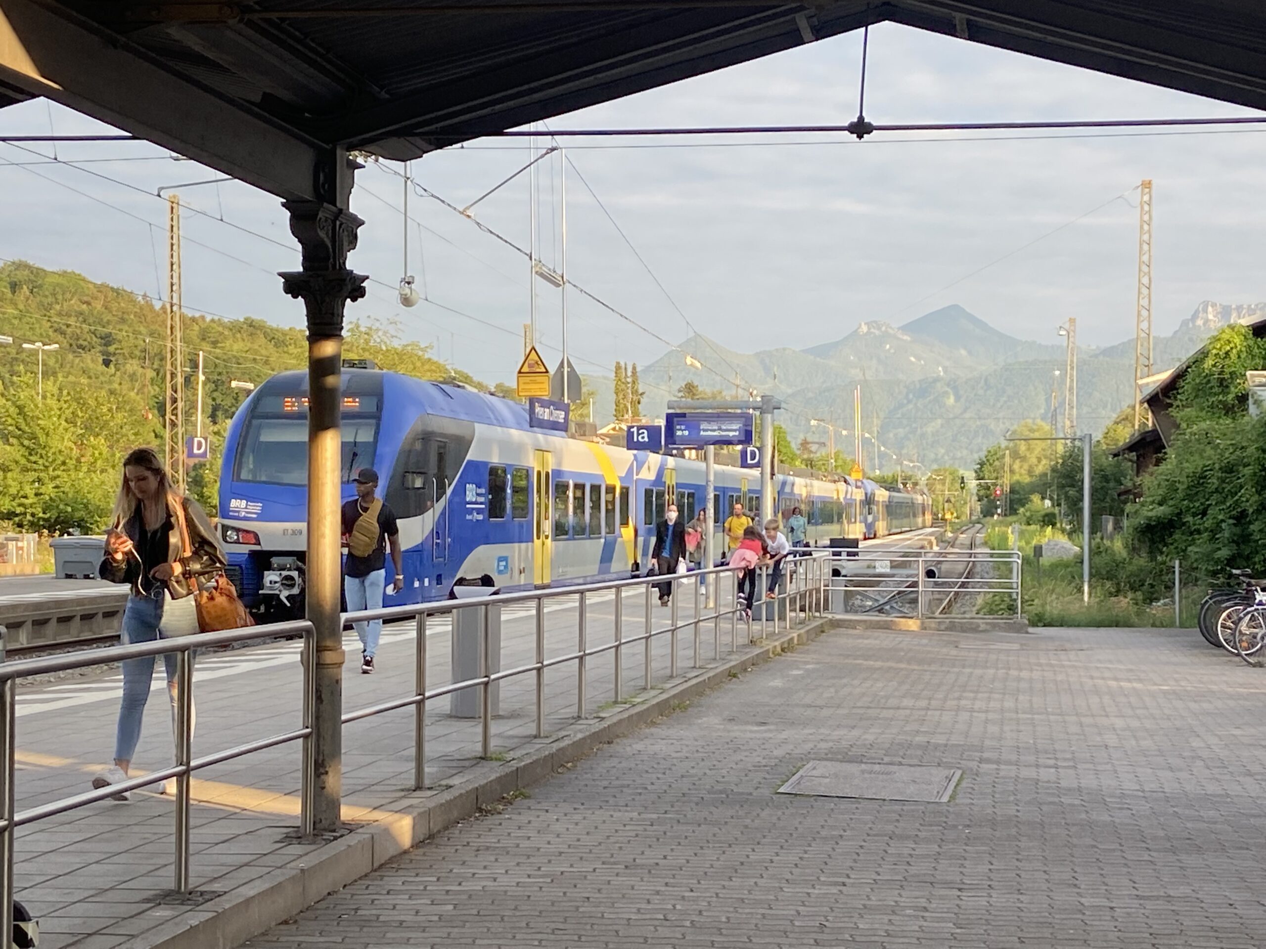 Freie Wähler: Grundlagenstudie zum MVV- Beitritt – Samerberger Nachrichten