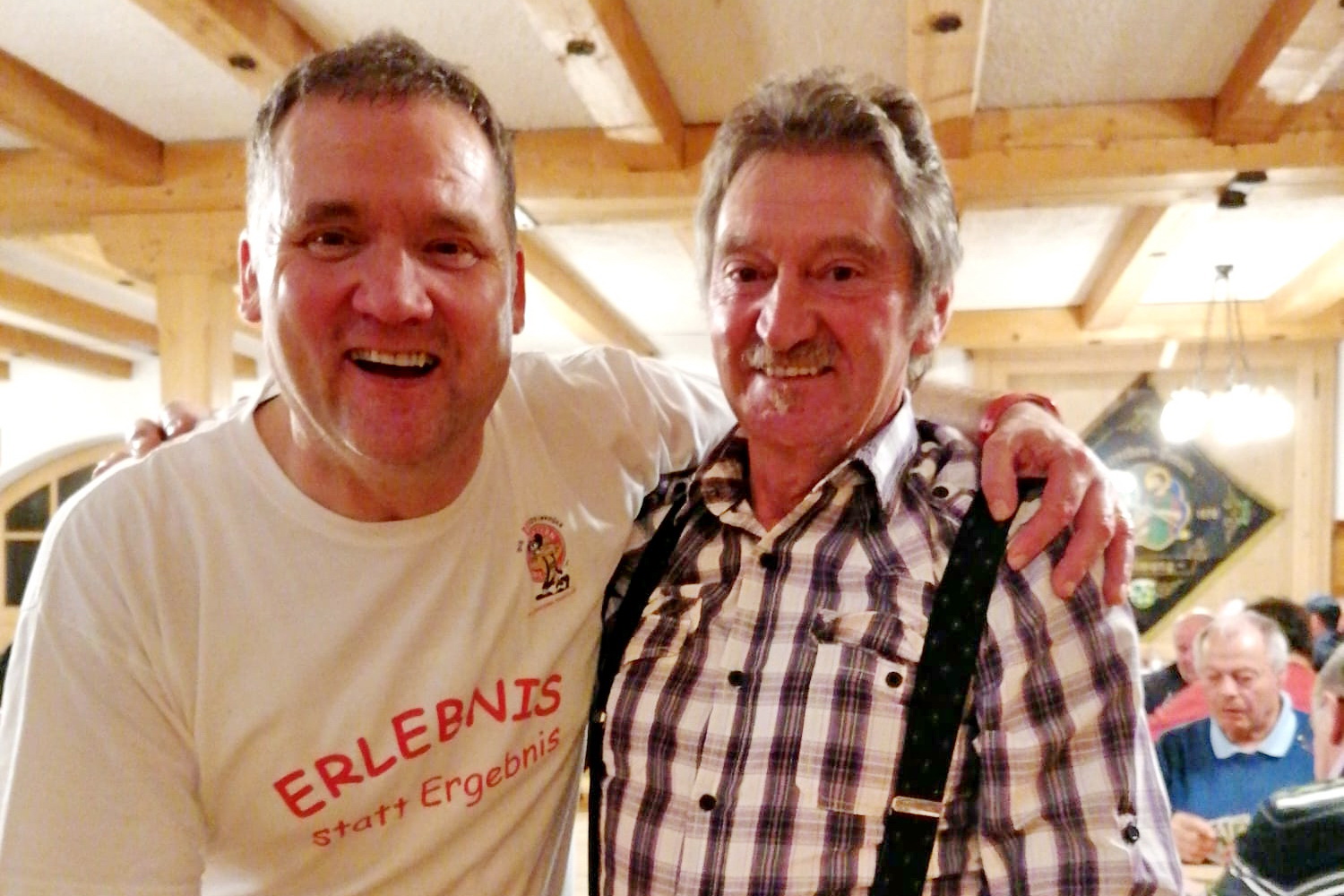 Auerbräu-Preisschafkopfen in Höslwang – Samerberger Nachrichten