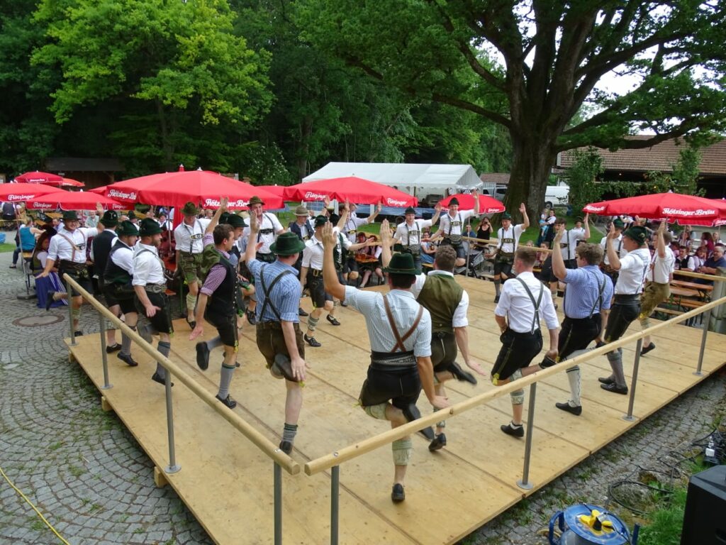Greimhartinger Schnalzer-Frühschoppen am Pfingstsonntag – Samerberger ...