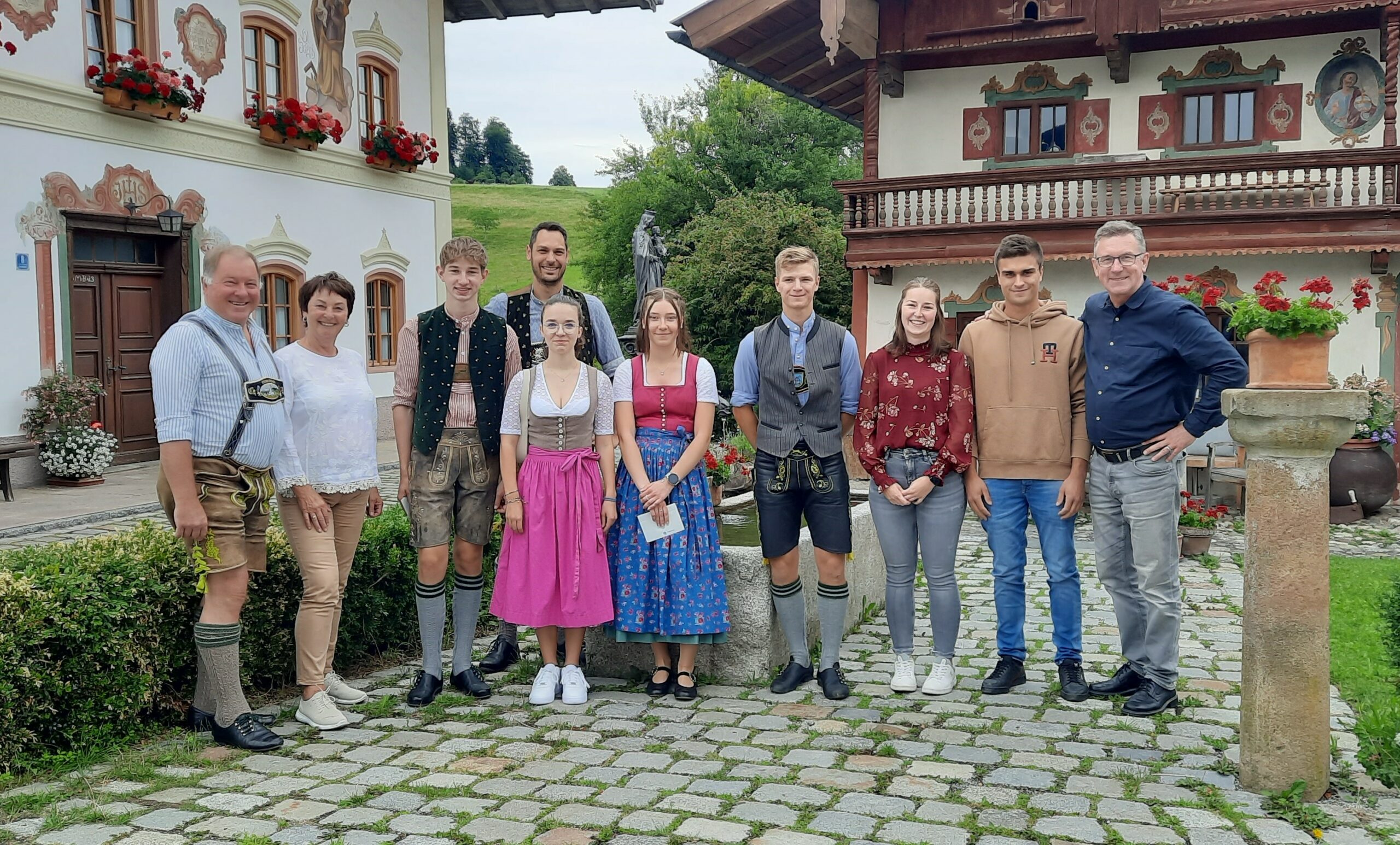 Die Gemeinde Samerberg ehrt seine Einserschüler – Samerberger Nachrichten