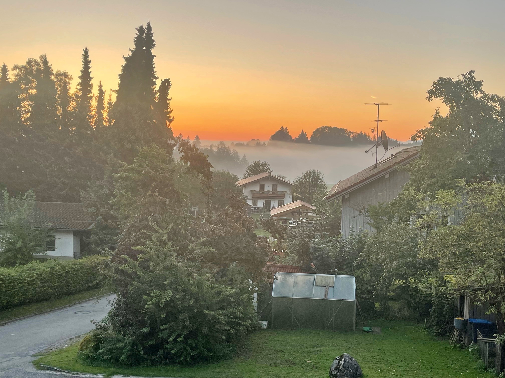 Spätsommer-Morgen mit erstem Nebel – Samerberger Nachrichten