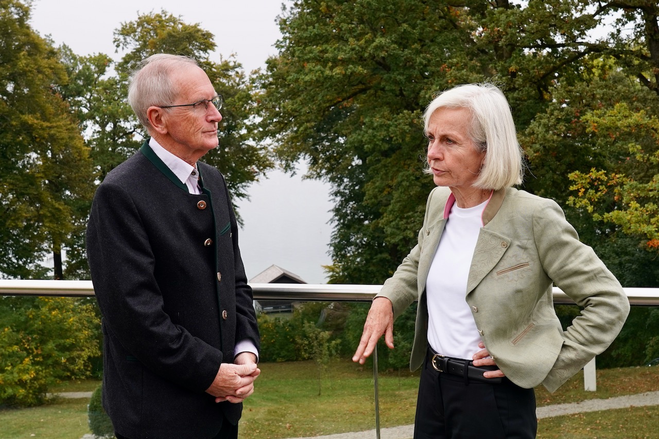 Bayernbund im Gespräch mit Prof. Münch – Samerberger Nachrichten