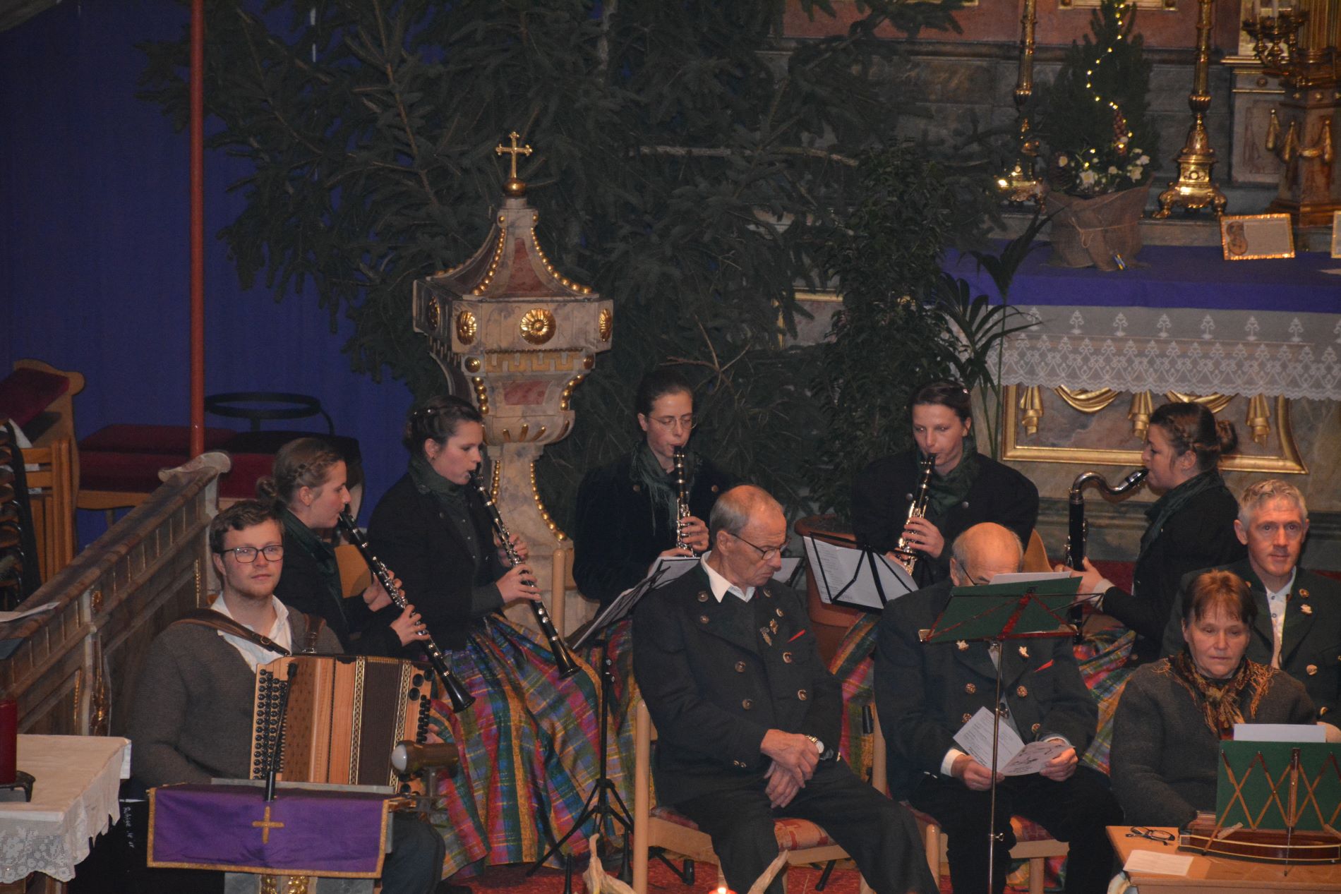 Adventssingen in St. Andreas, Trauchgau – Samerberger Nachrichten