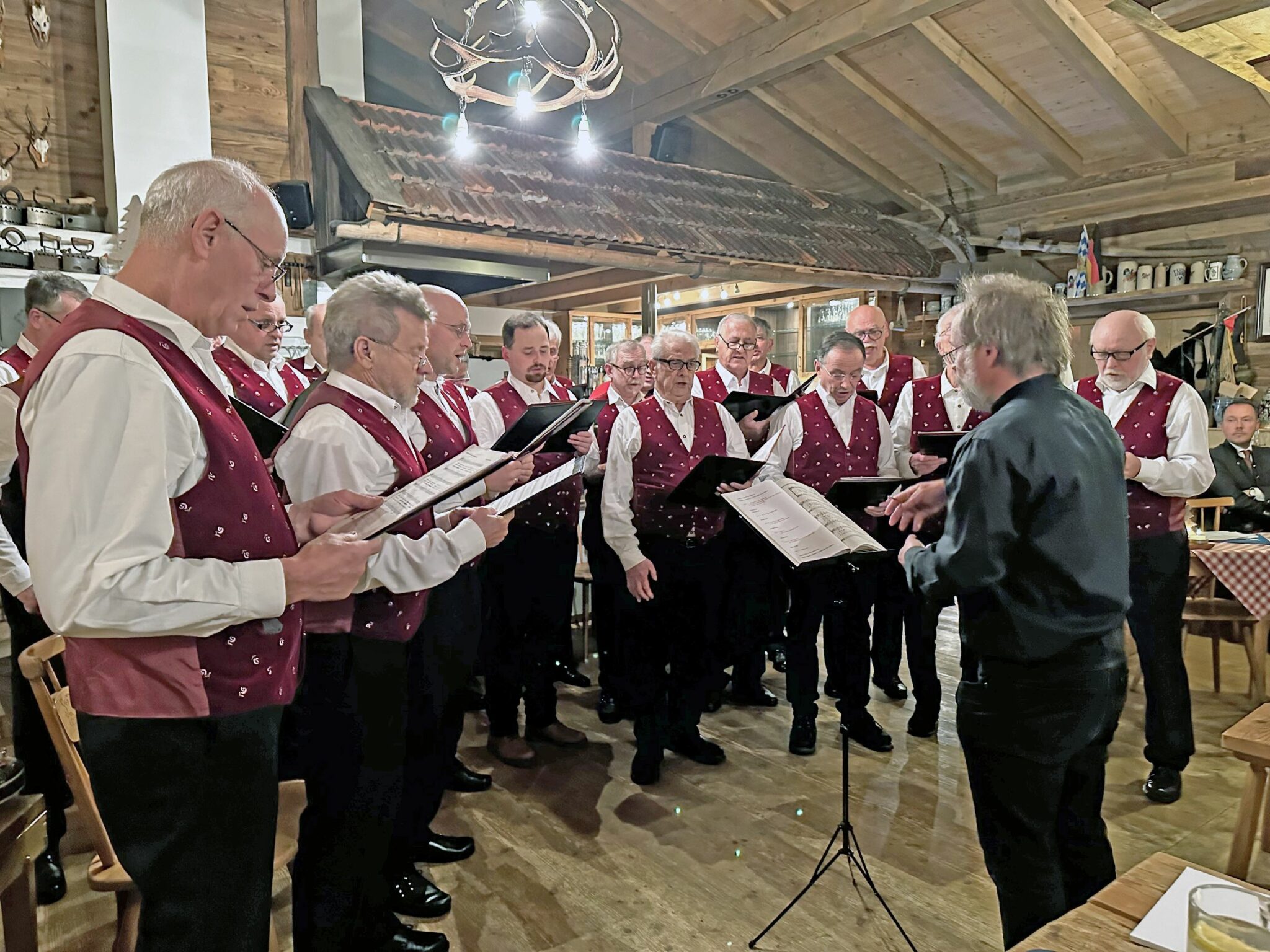 Weihnachtskonzert vom Aschauer Männerchor – Samerberger Nachrichten