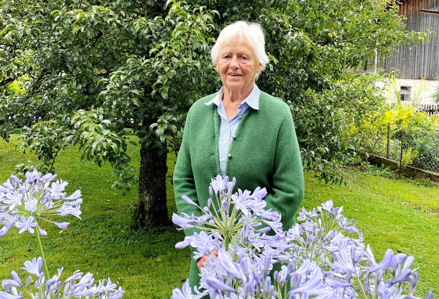 Am Grab von Irmengard Auer aus Grainbach – Samerberger Nachrichten