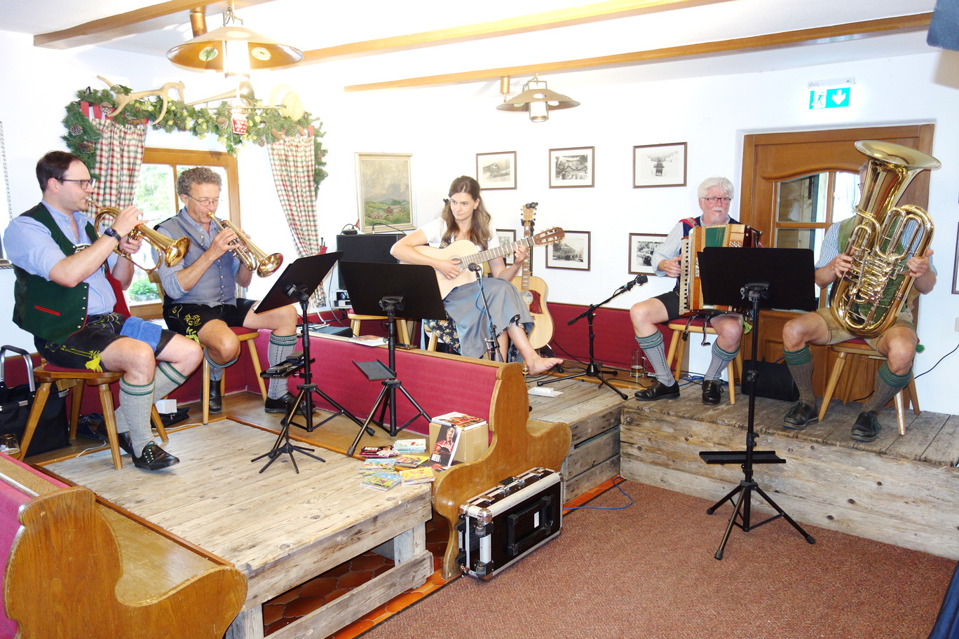 Sperrstund-Musi in der Hindenburghütte – Samerberger Nachrichten