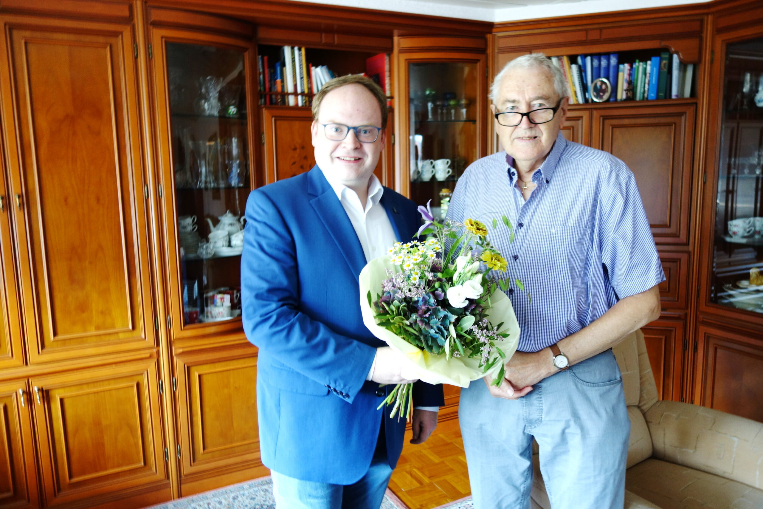 Hans-Dieter Dummert feierte 80. Geburtstag – Samerberger Nachrichten