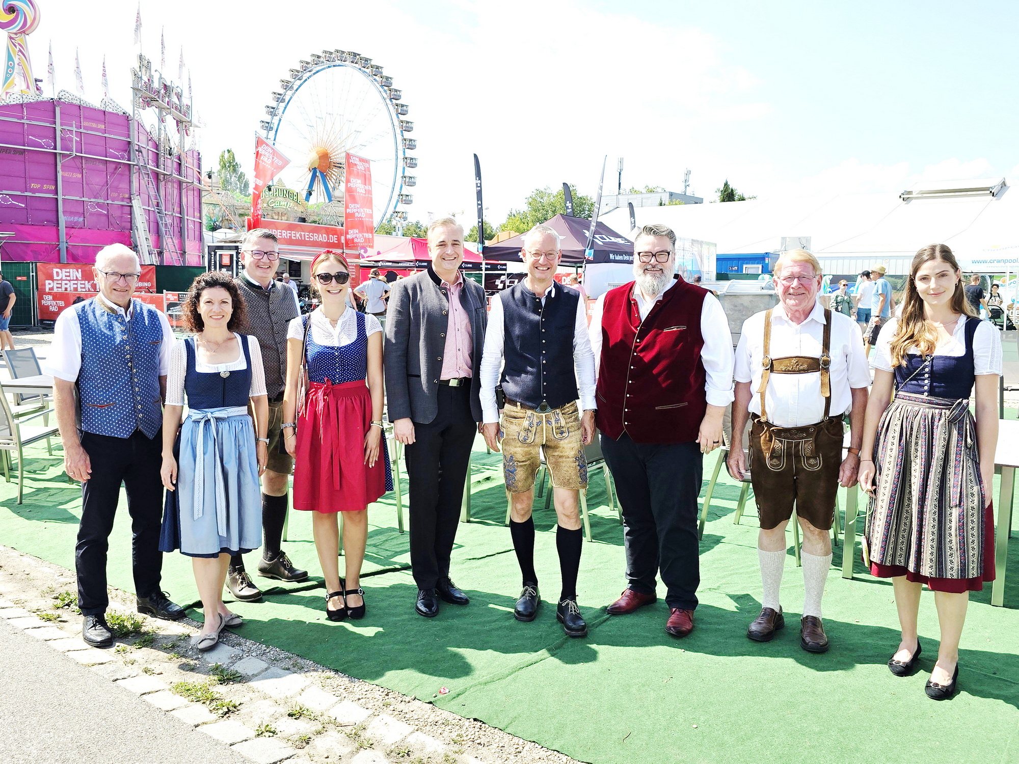 Bürgermeister-Treffen beim Gäubodenfest – Samerberger Nachrichten