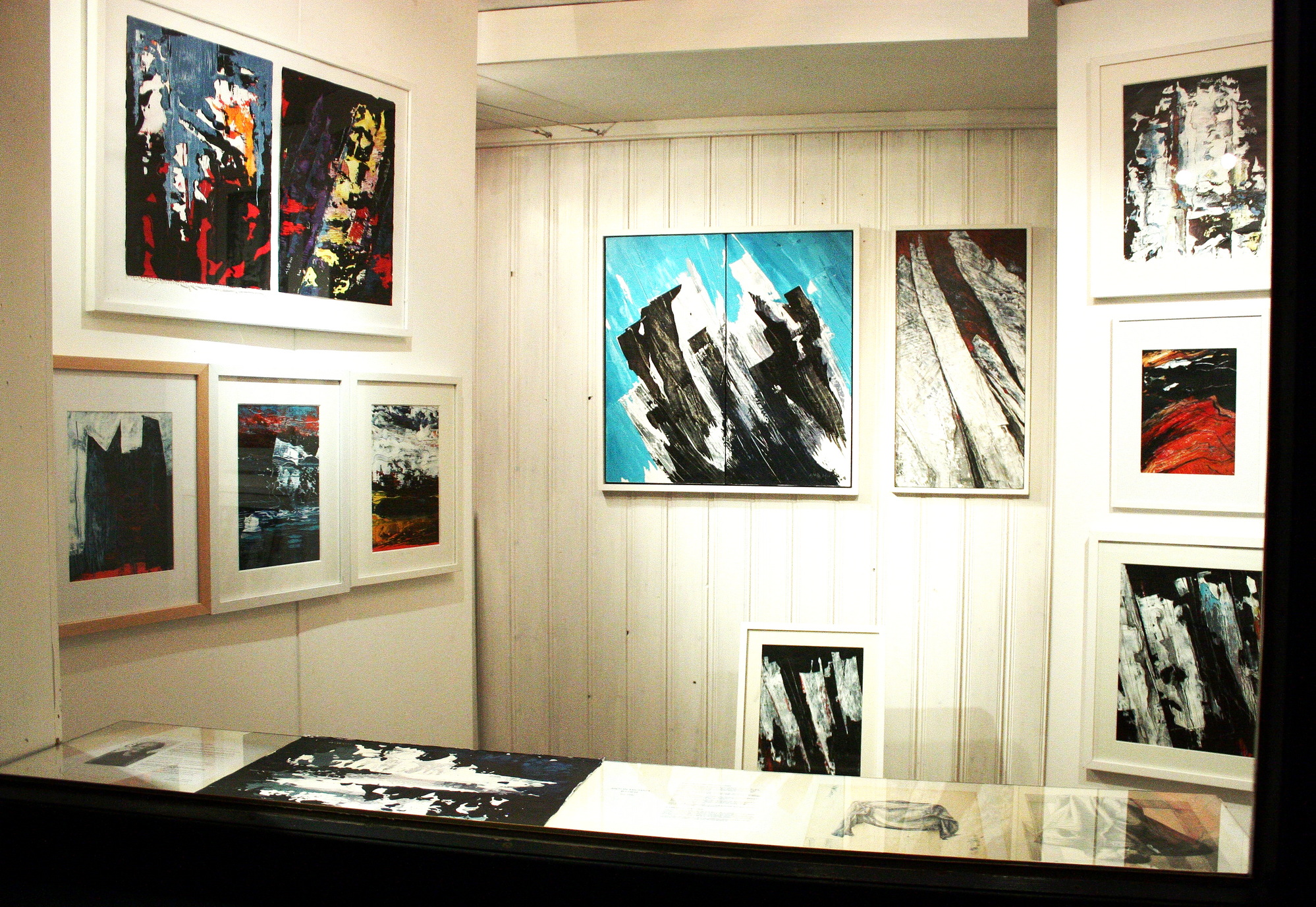 Blick ins Atelierfenster von Staudach – Samerberger Nachrichten