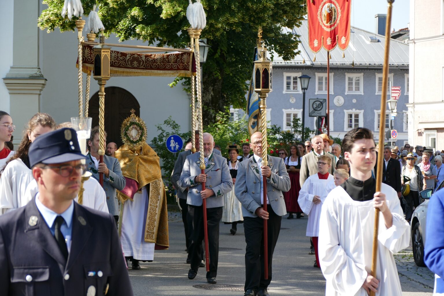 Fronleichnam in Prien – Bilderbogen III – Samerberger Nachrichten